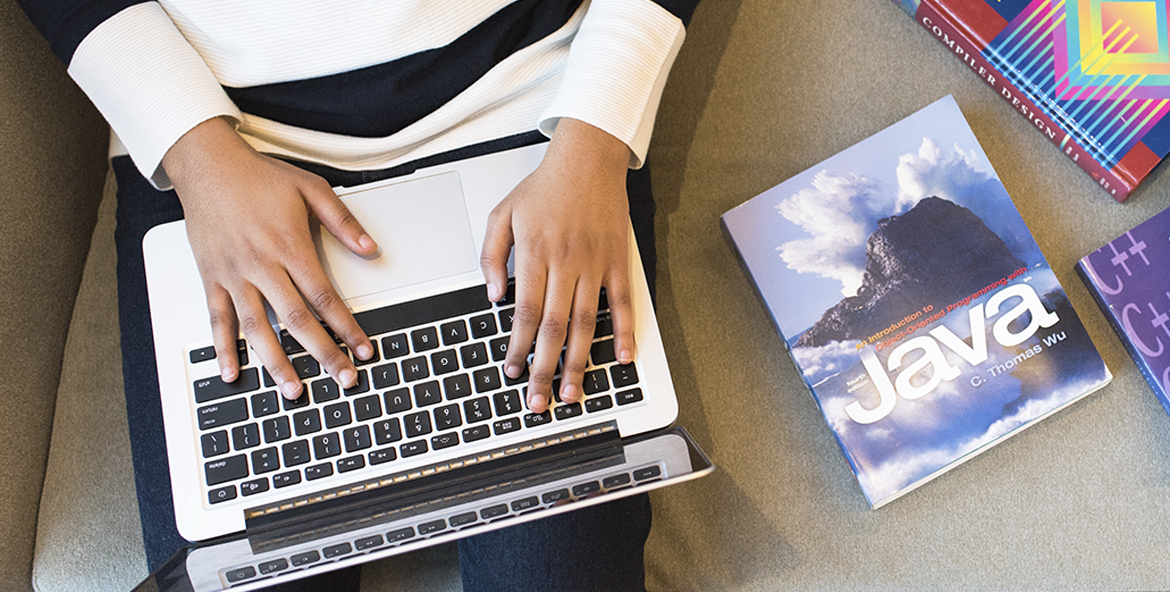 How to Find and Hire Skillful Java Developers? - Elinext Blog