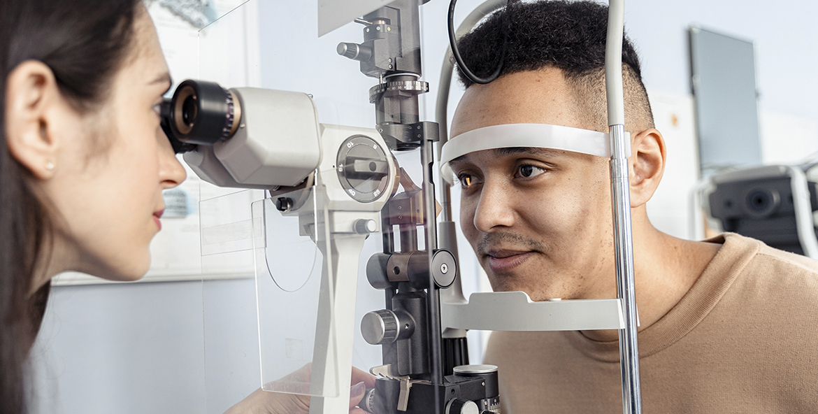 How Tech Is Transforming Eye Care | Elinext Blog